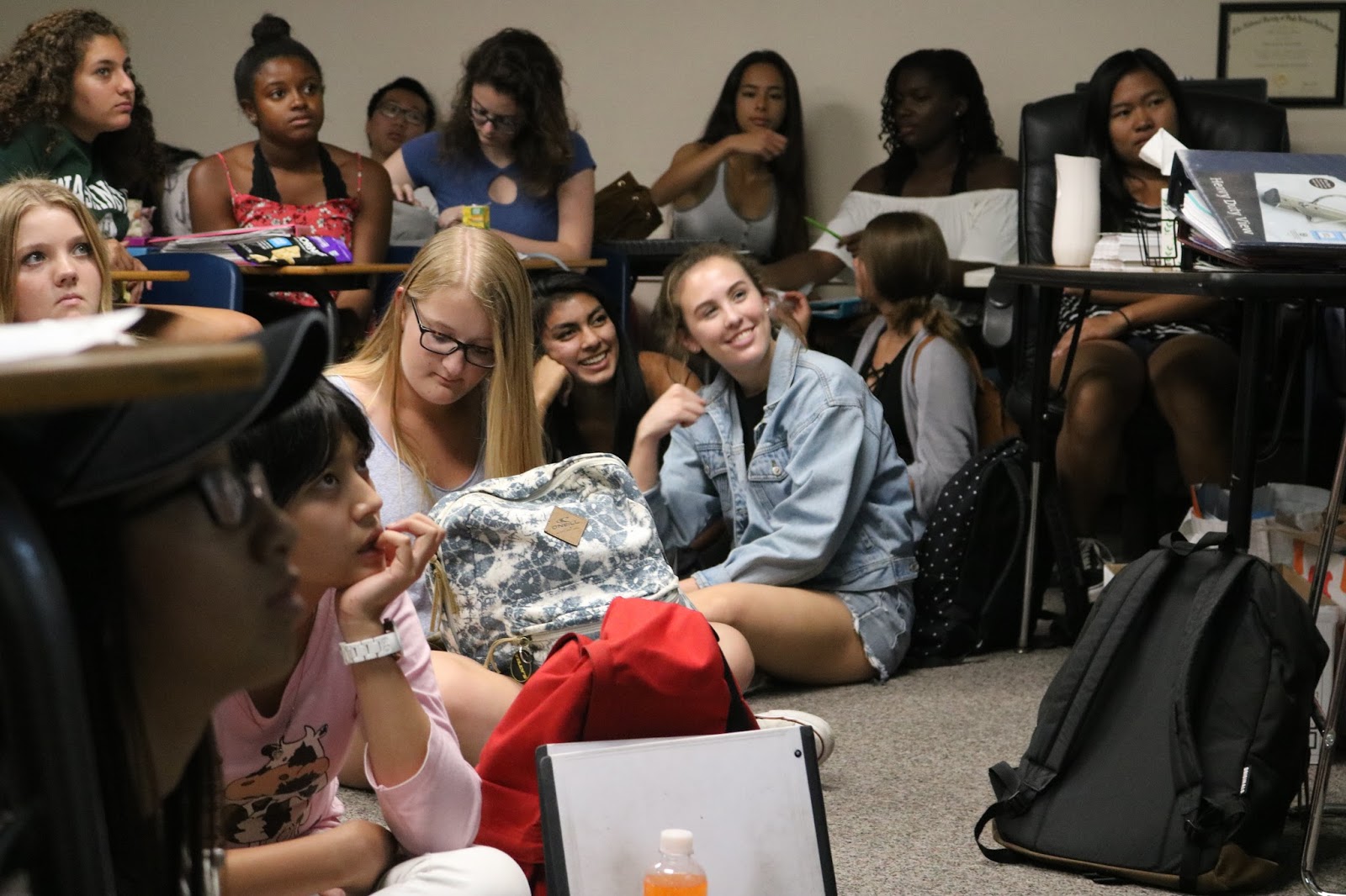 Meeting Recap: 9/19/16 ~ Valencia High School UNICEF Club