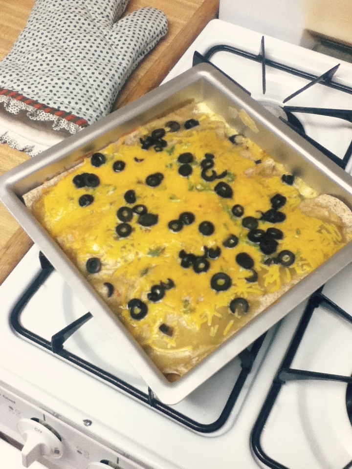 stephanie j.: WHAT I MADE FOR DINNER: ENCHILADAS