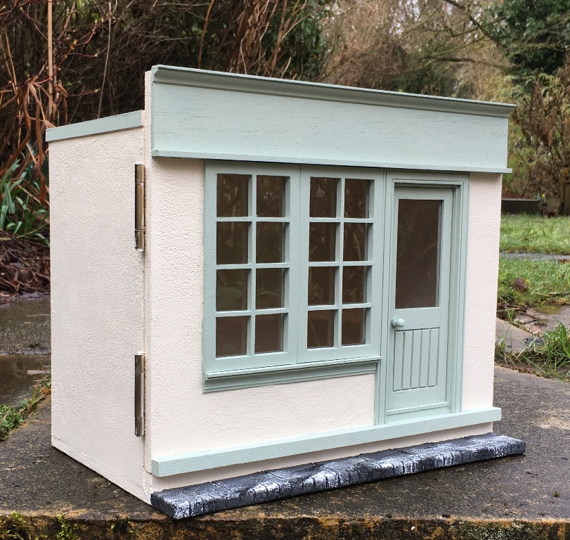 Julie's dolls house blog: 1/12th Scale Shop