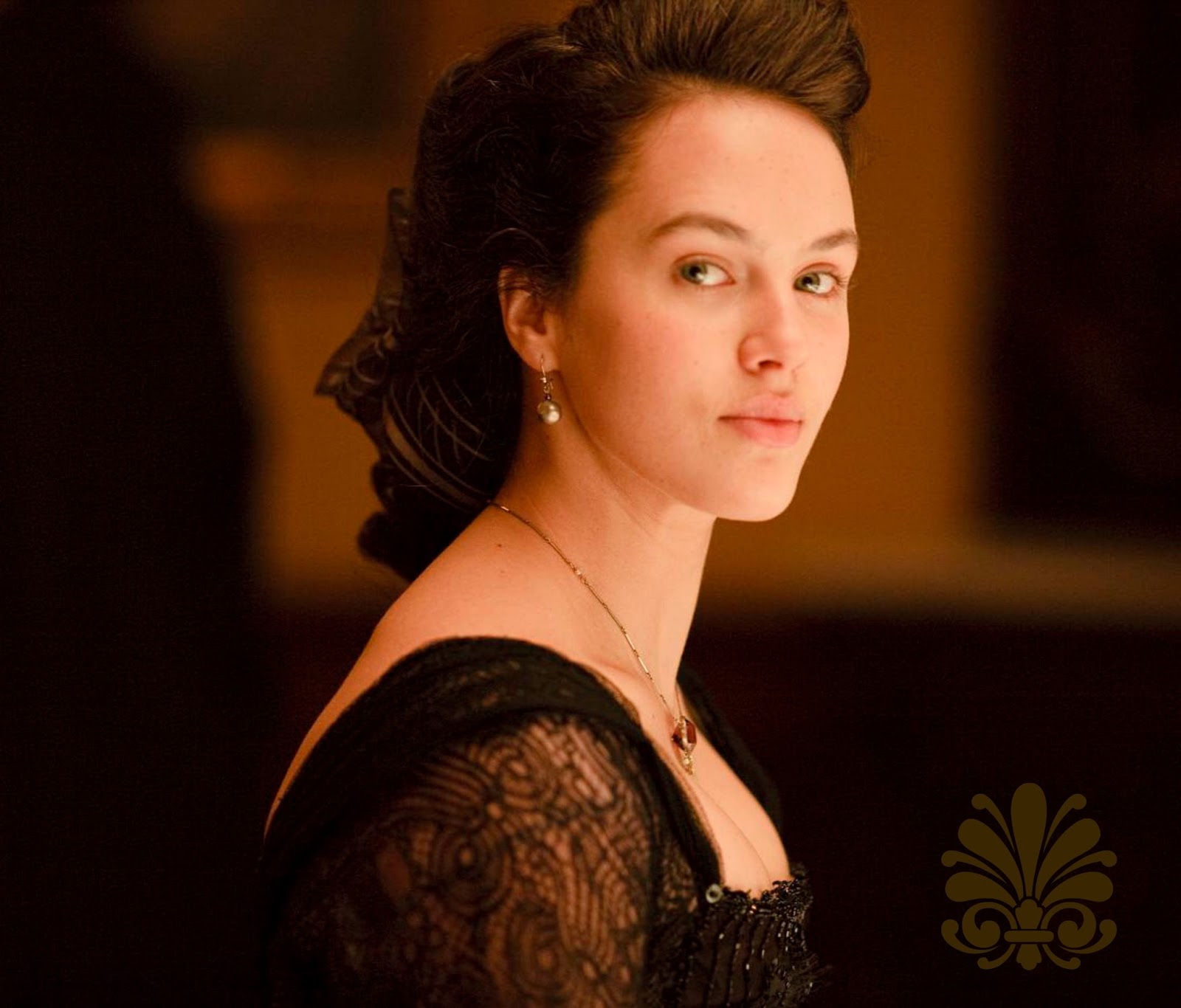 Parsimonious Décor Darling: The Best of Binging