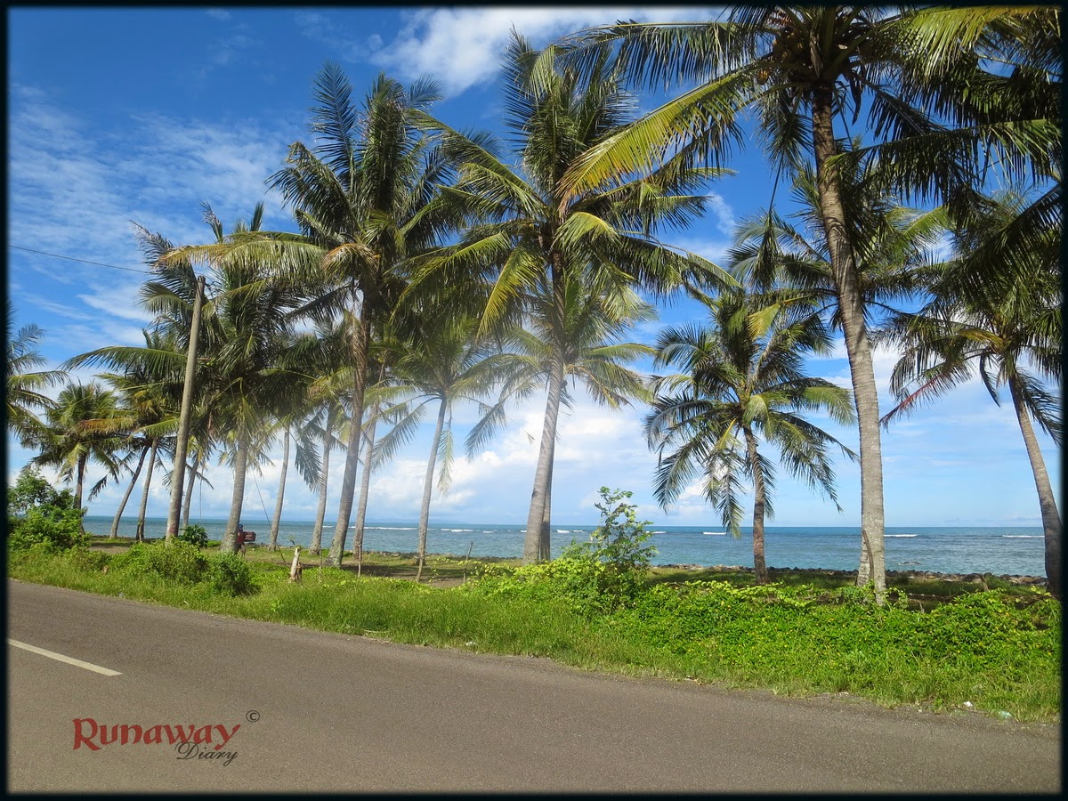 Terdampar di Bodur Beach, Tanjung Lesung