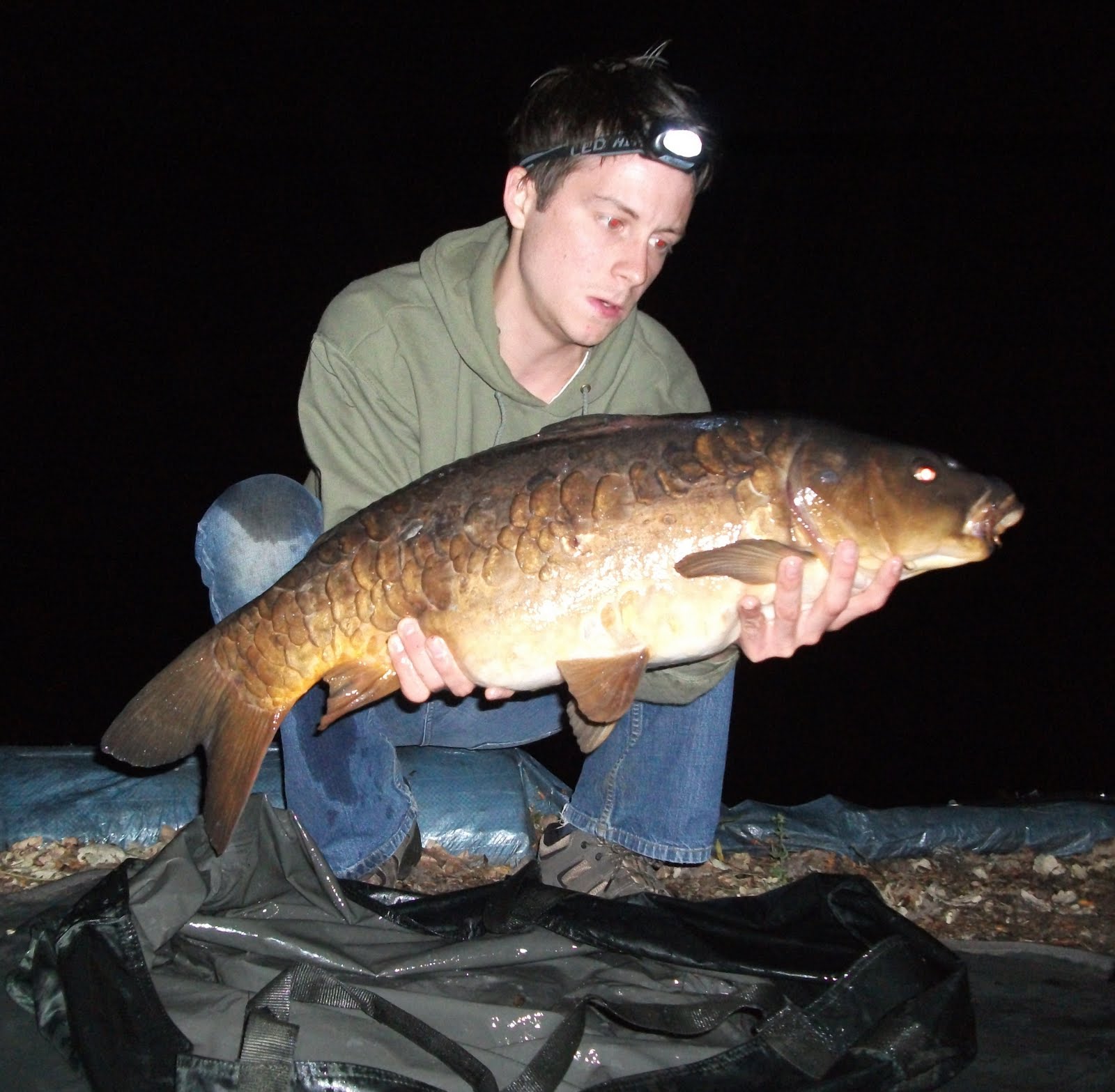 It's Chocky!!!: Another dark Mirror Carp!