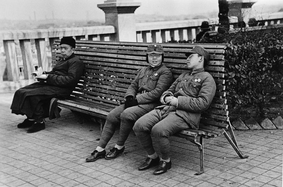 solitary dog sculptor: Photos - Fotos: Robert Capa - China 1938 - Sino ...