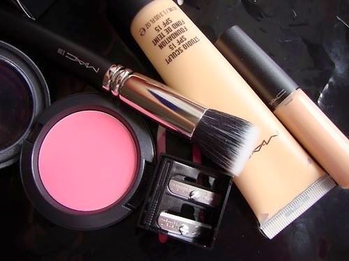 Jordy's Beauty Spot: MAC STARTER KIT / MAC FOR BEGINNERS