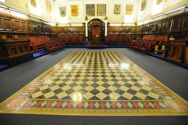 Freemasons For Dummies: Welsh Freemasons Deal With New Witch Hunt