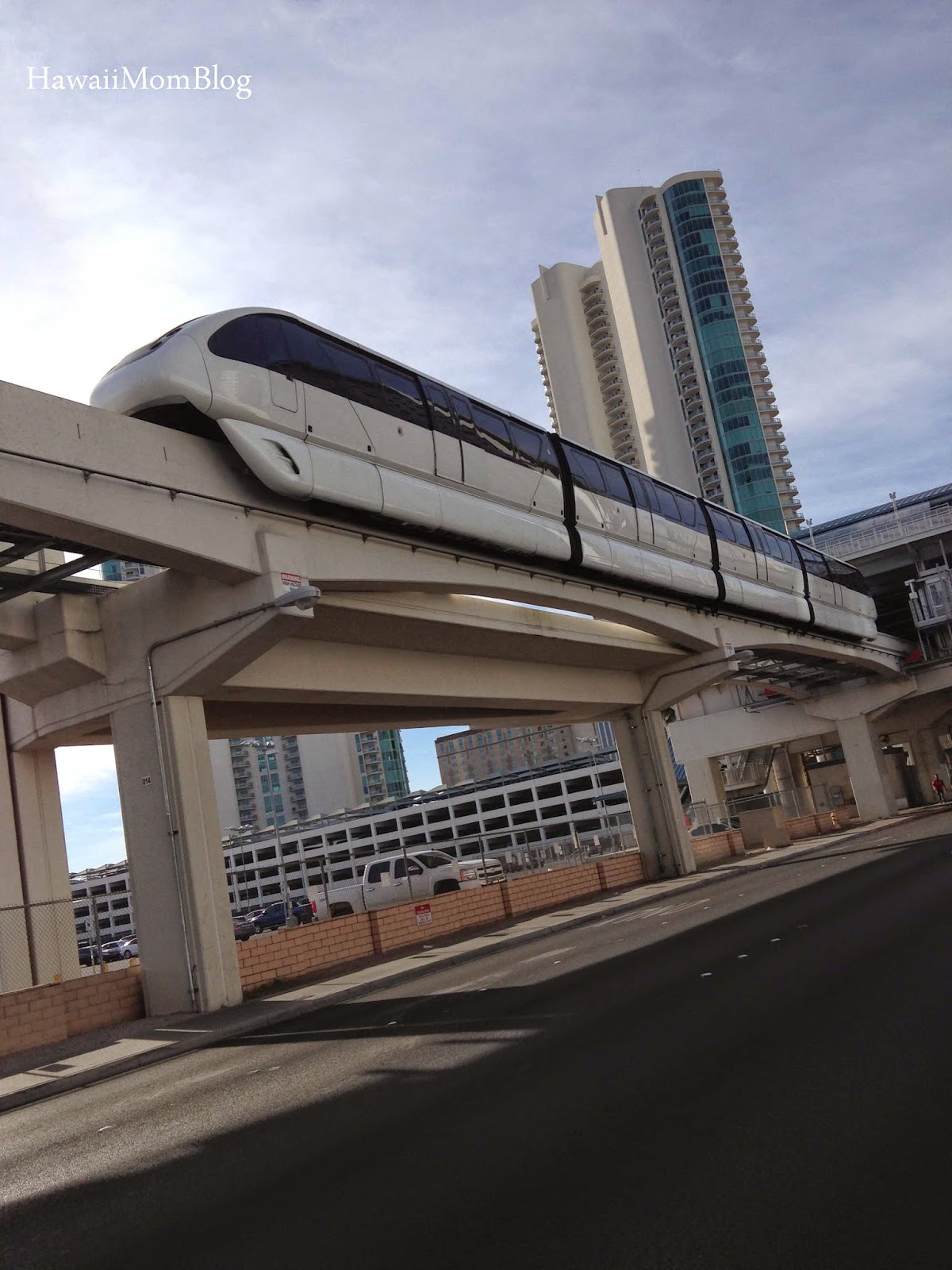 Hawaii Mom Blog: Visit Las Vegas: Las Vegas Monorail