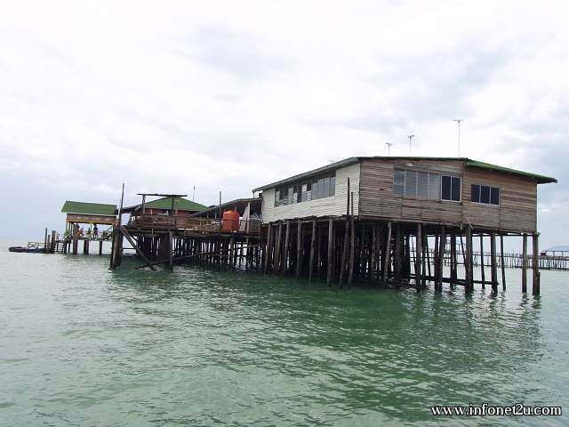 YANG HALAL ITU FARDHU, YANG LAZAT ITU PERLU: KELONG SRI PANTAI PONTIAN