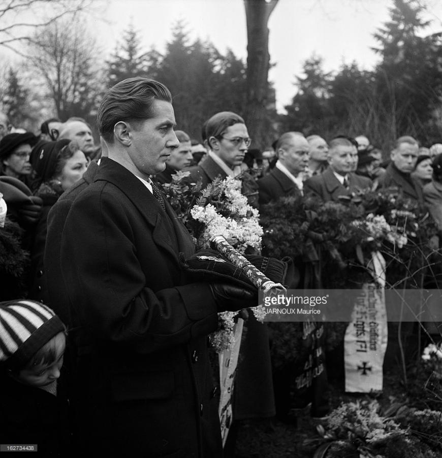 NAZI JERMAN: Foto Pemakaman Tokoh Third Reich