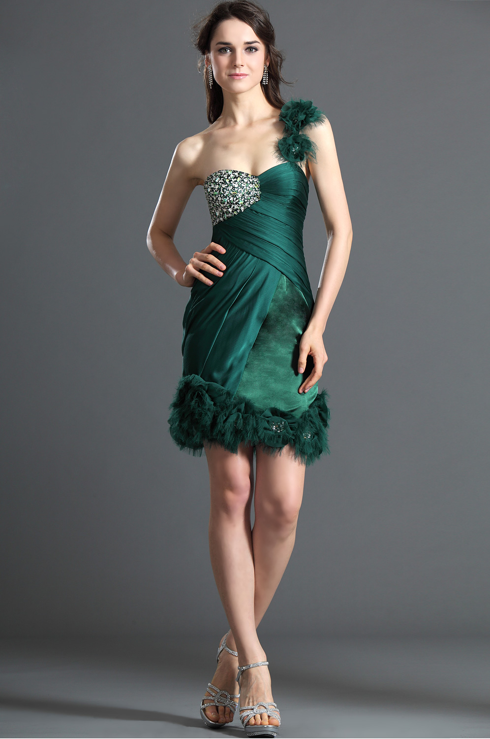 Coiffurete Dance: Robe de soirée verte courte