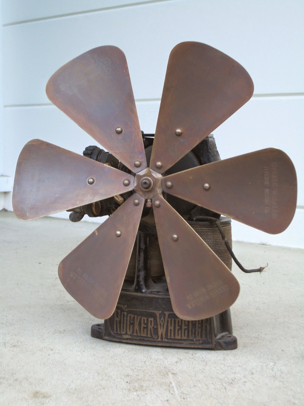 Early Electric Fans (Be sure to check the ARCHIVE on sidebar at right ...