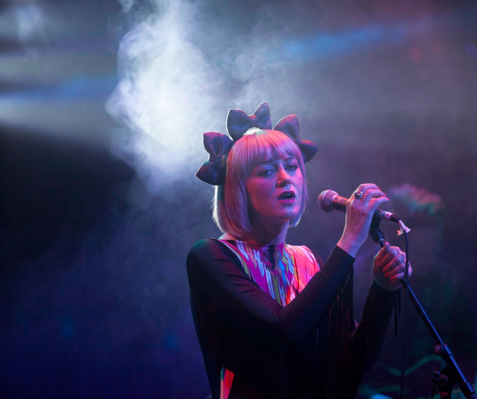 Pics Of Sexi Helen Iranian Singer