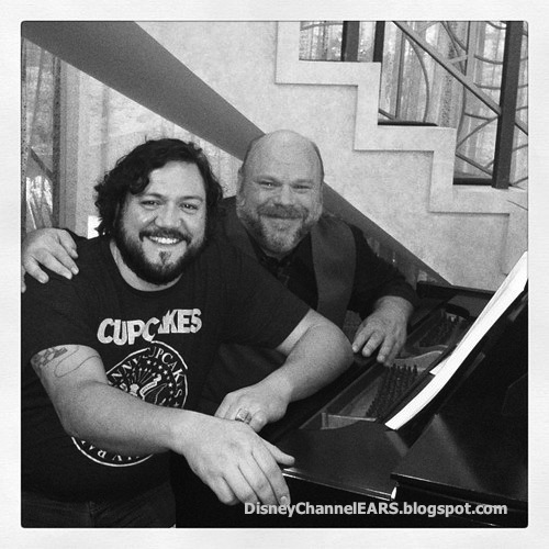 DisneyChannelEARS: JESSIE Season 2 Exclusive Behind the Scenes Photos ...