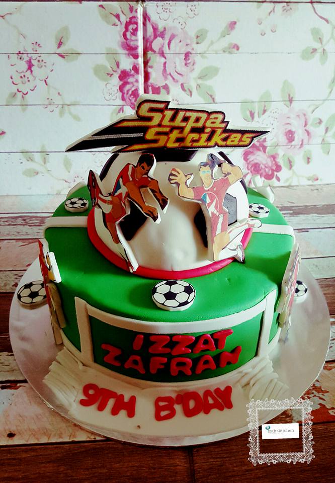 Izah's Kitchen: Supa Strikas Themed cake