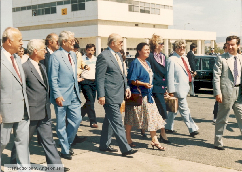 ΔιαΦορα: Ιωάννης Παπαδόπουλος , Ιατρός (Πλαστικός χειρουργός), Σαμοθράκη