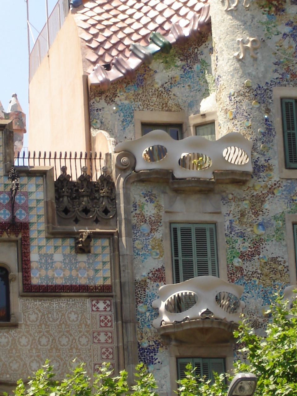 Artscapes: Roofs, Towers and Balconies in Gaudi's Barcelona