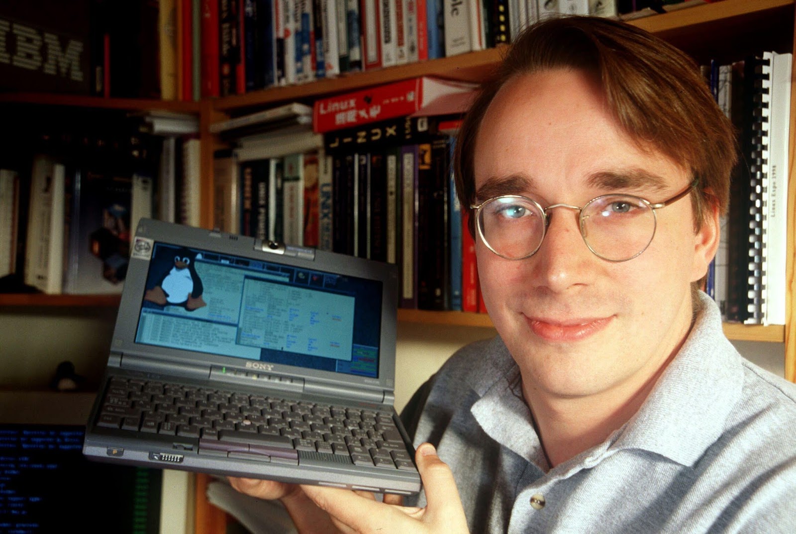 MY ARCHIVE: PENEMUAN SO LINUX OLEH LINUS TORVALDS