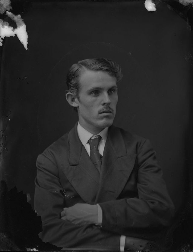 30 Vintage Portraits of Canadian Gentlemen With Mustaches From the ...