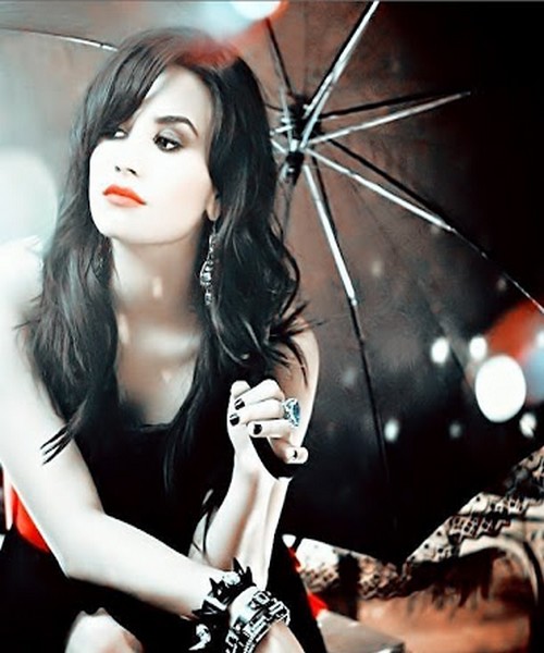 Stylish Facebook Girl Profile Picture | Girl's Profile Picture