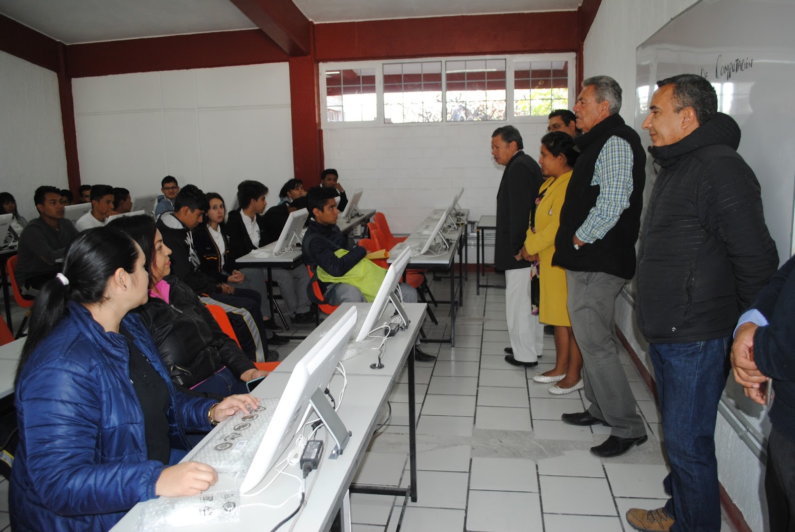 Entregan laboratorios de cómputo para alumnos del Cetis 161 ~ Periódico ...