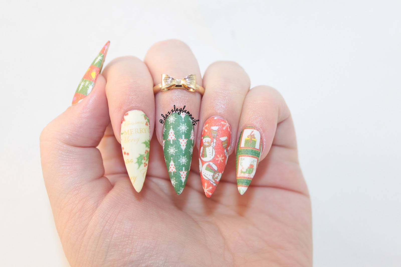 Dazzle Glam Nails | Nail Art Blog: Christmas Wrapping Paper Nails