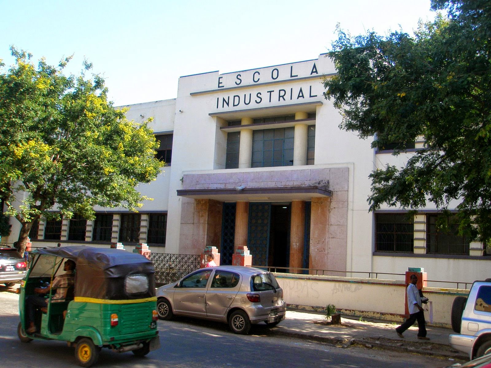 Ampliação da Escola Industrial de 1944 - Fachadas Art Deco e Modernista