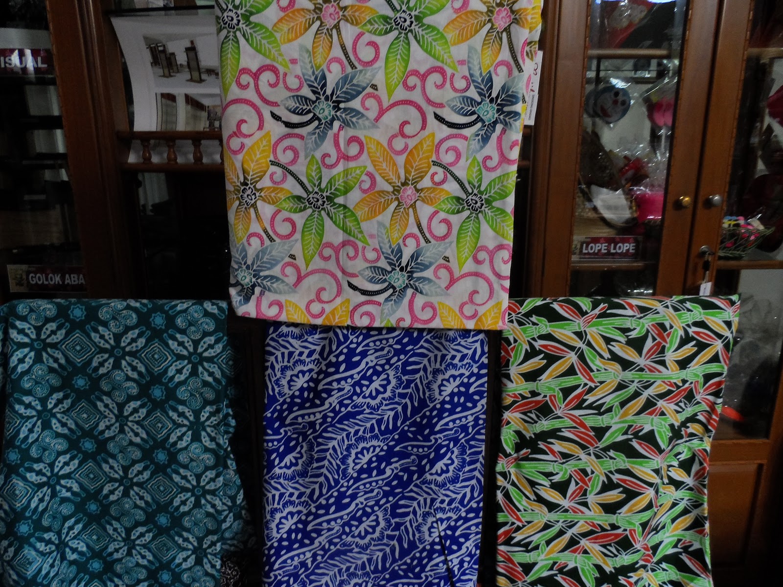 oleh-oleh cimahiOLEH-OLEH CIMAHI: INI DIA .......BATIK CIMAHI