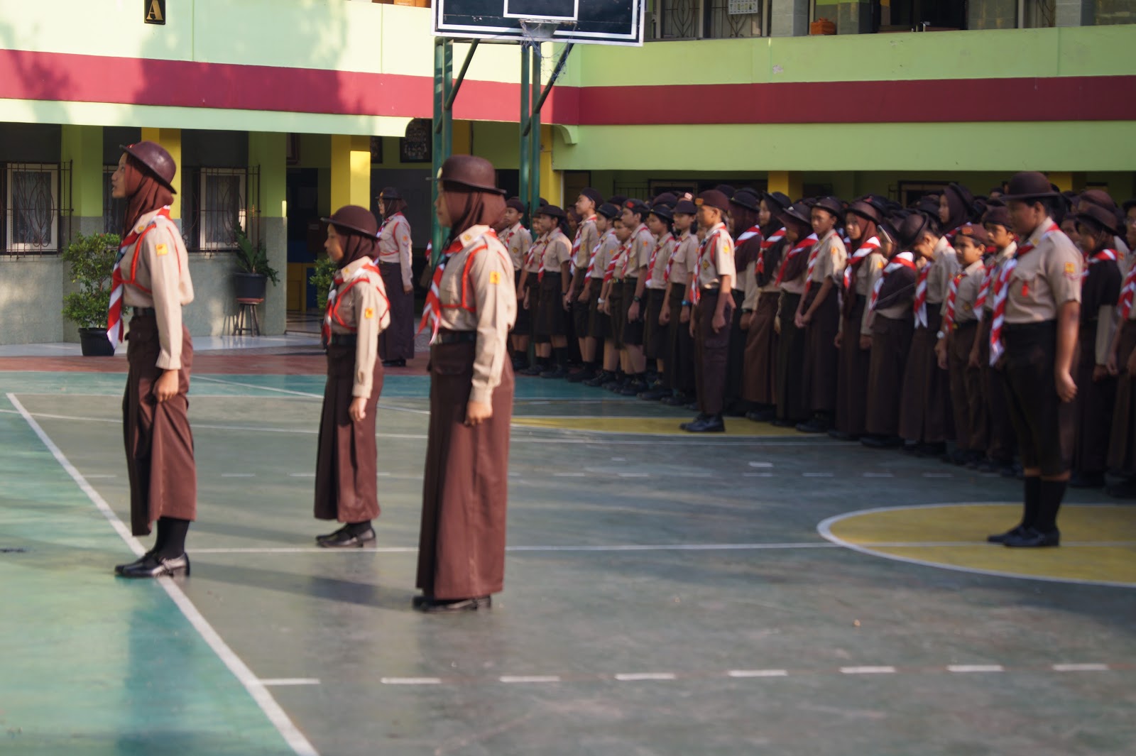 SMP NEGERI 8 SEMARANG: KEGIATAN UPACARA HARI PRAMUKA KE -56 TANGGAL 14 ...