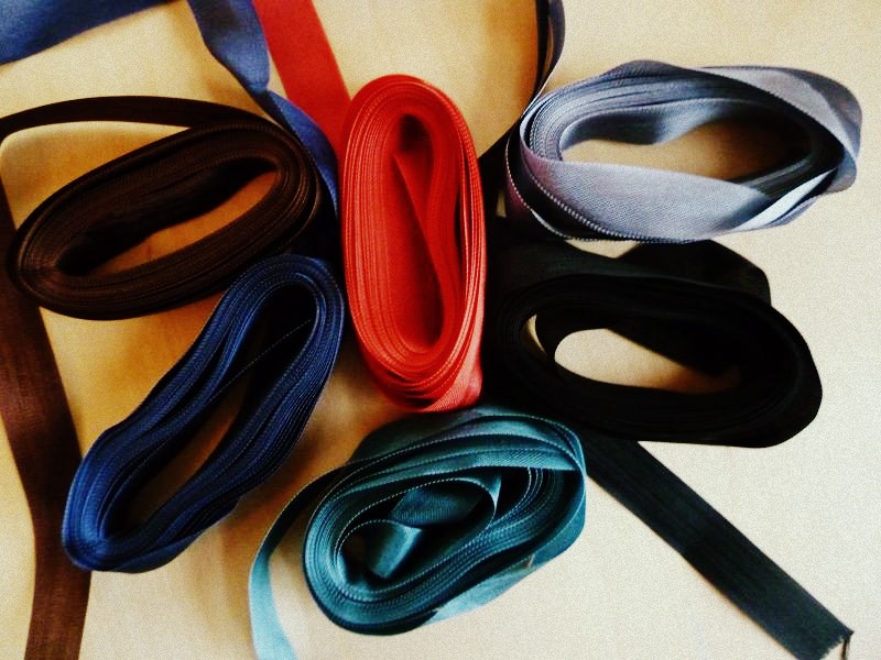 Laura: in a tangle: Rayon seam binding