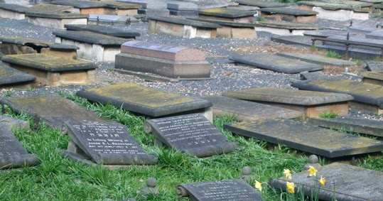 A bad witch's blog: London Necropolis: Novo Cemetery in Mile End