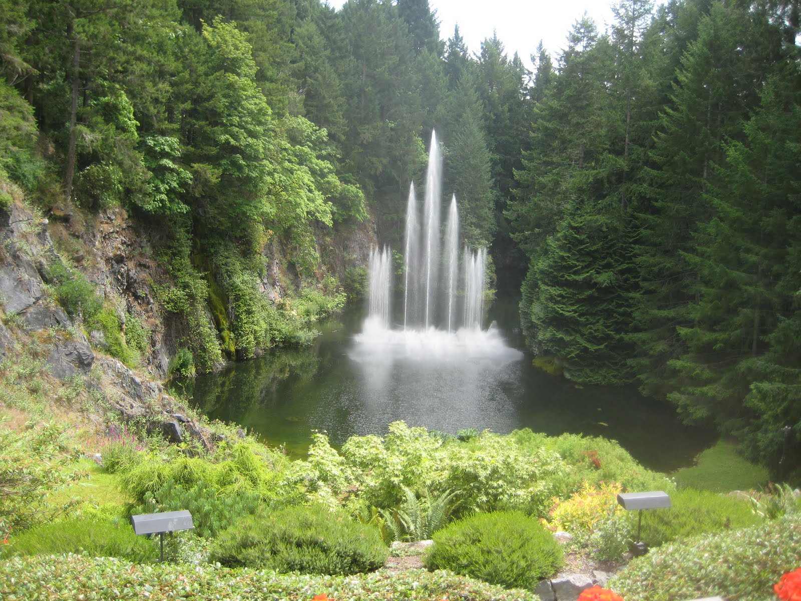 The Further Adventures of Ed and Janet: Butchart Gardens