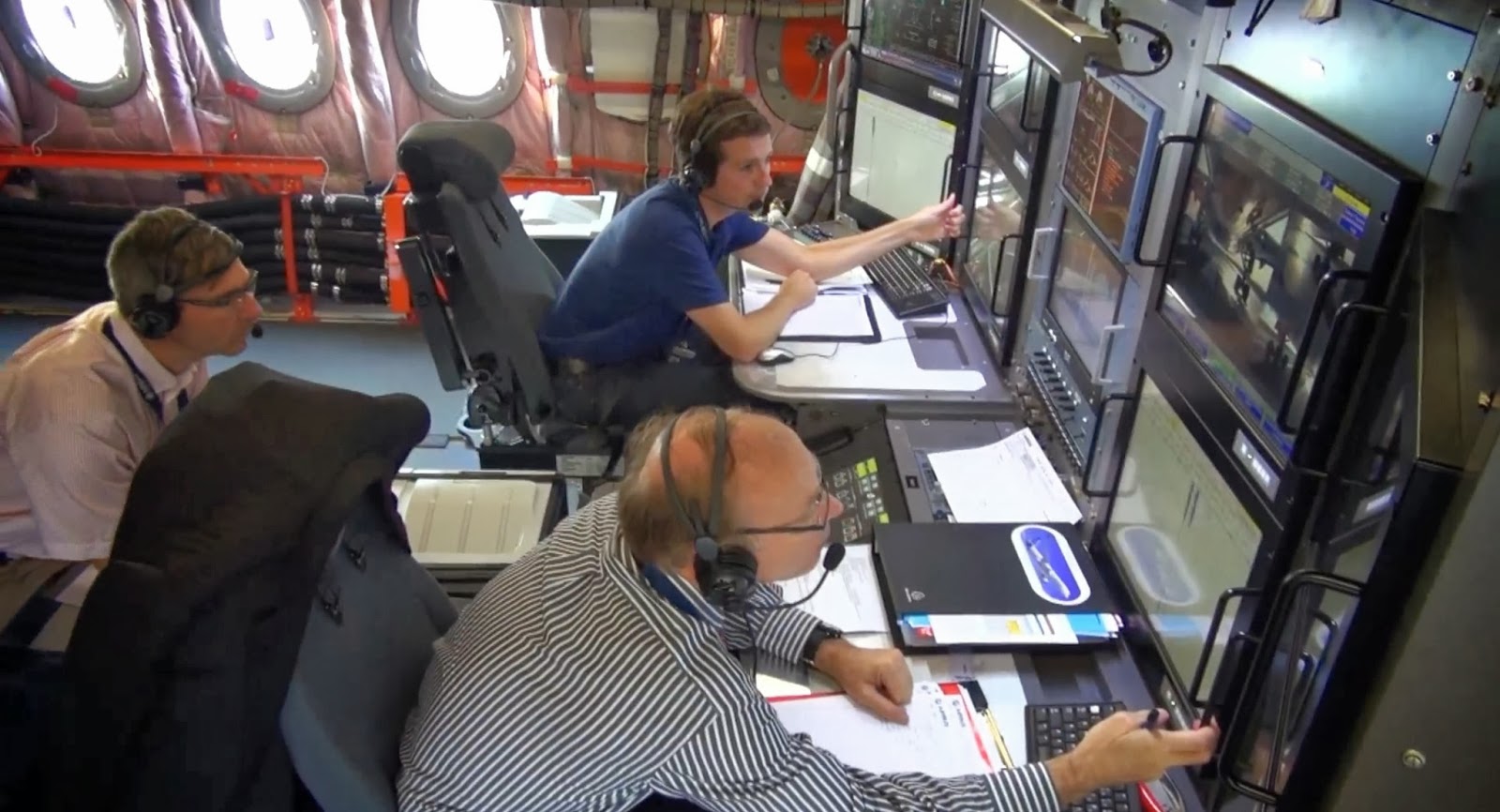 A350 XWB News: A350 VMU test: finding the slowest safe speed for take ...