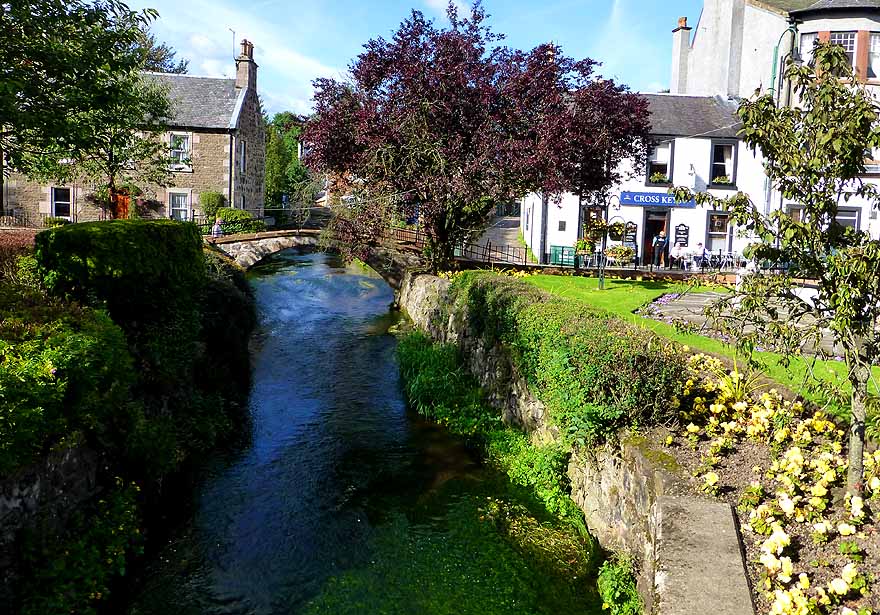 Alex and Bob`s Blue Sky Scotland: Biggar.Western Pentlands Bike Run.