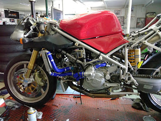 Desmodromicamente... assim bate o coração: 998s Final Edition - Desmo ...