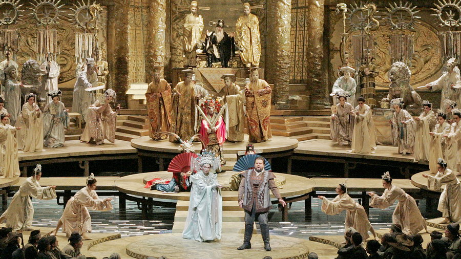 Η Τουραντότ του Πουτσίνι από τη Metropolitan Opera Νέας Υόρκης στην ...