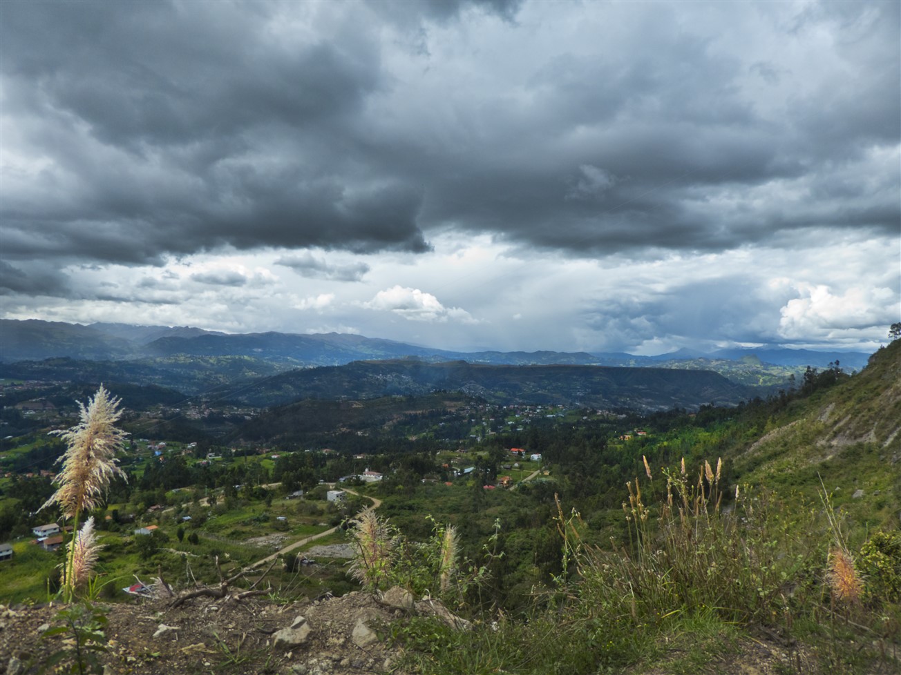 Souvenir Photo Studio, by Al Bourassa: Wednesday March 8, 2017 Paccha