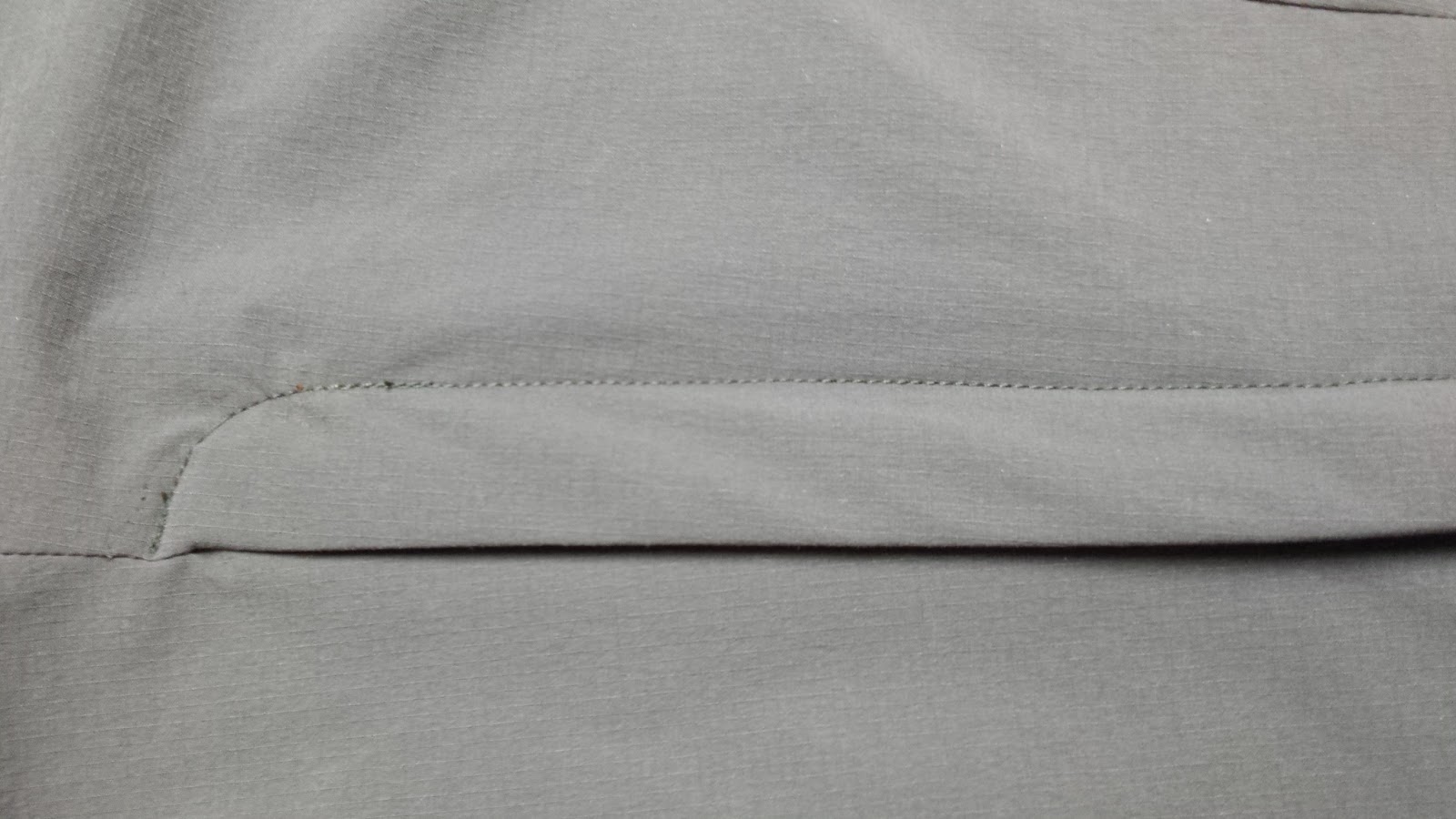 Sebastian Designs: Fly Zipper tutorial