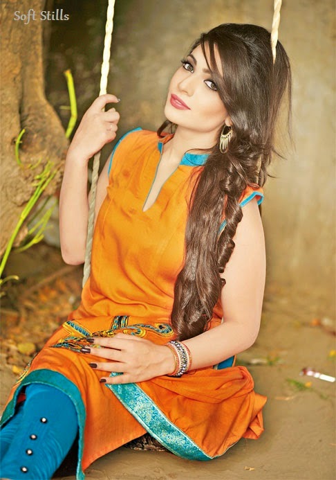 She Pakistani: Riya Ali