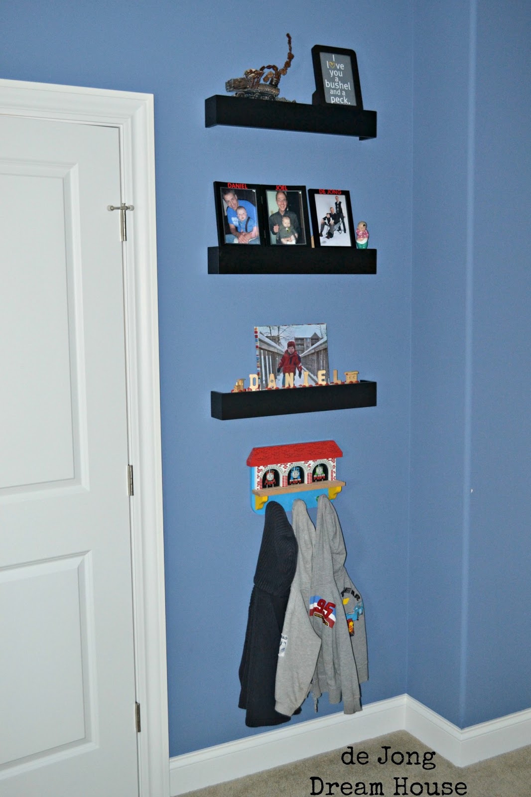 de Jong Dream House: Tour: Boy's Room