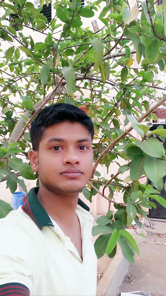 hamza ansari images: January 2017