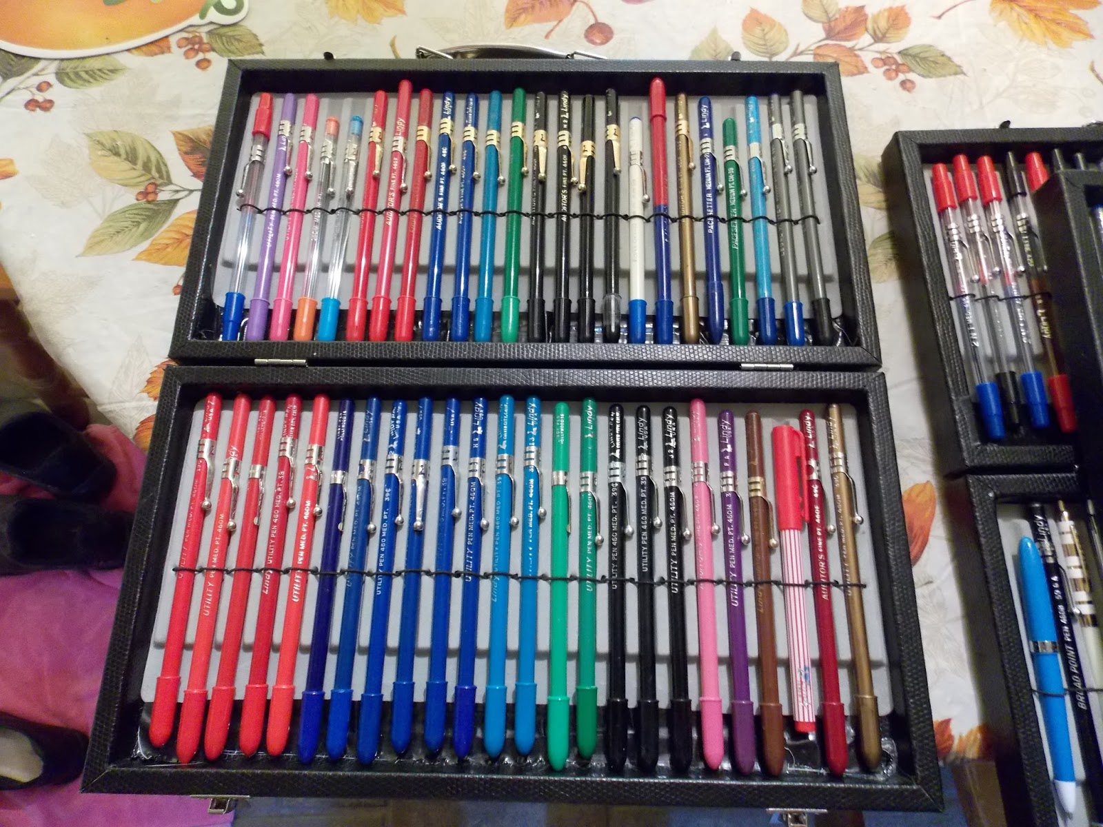 My Supply Room: LIndy Pens For The Doctor