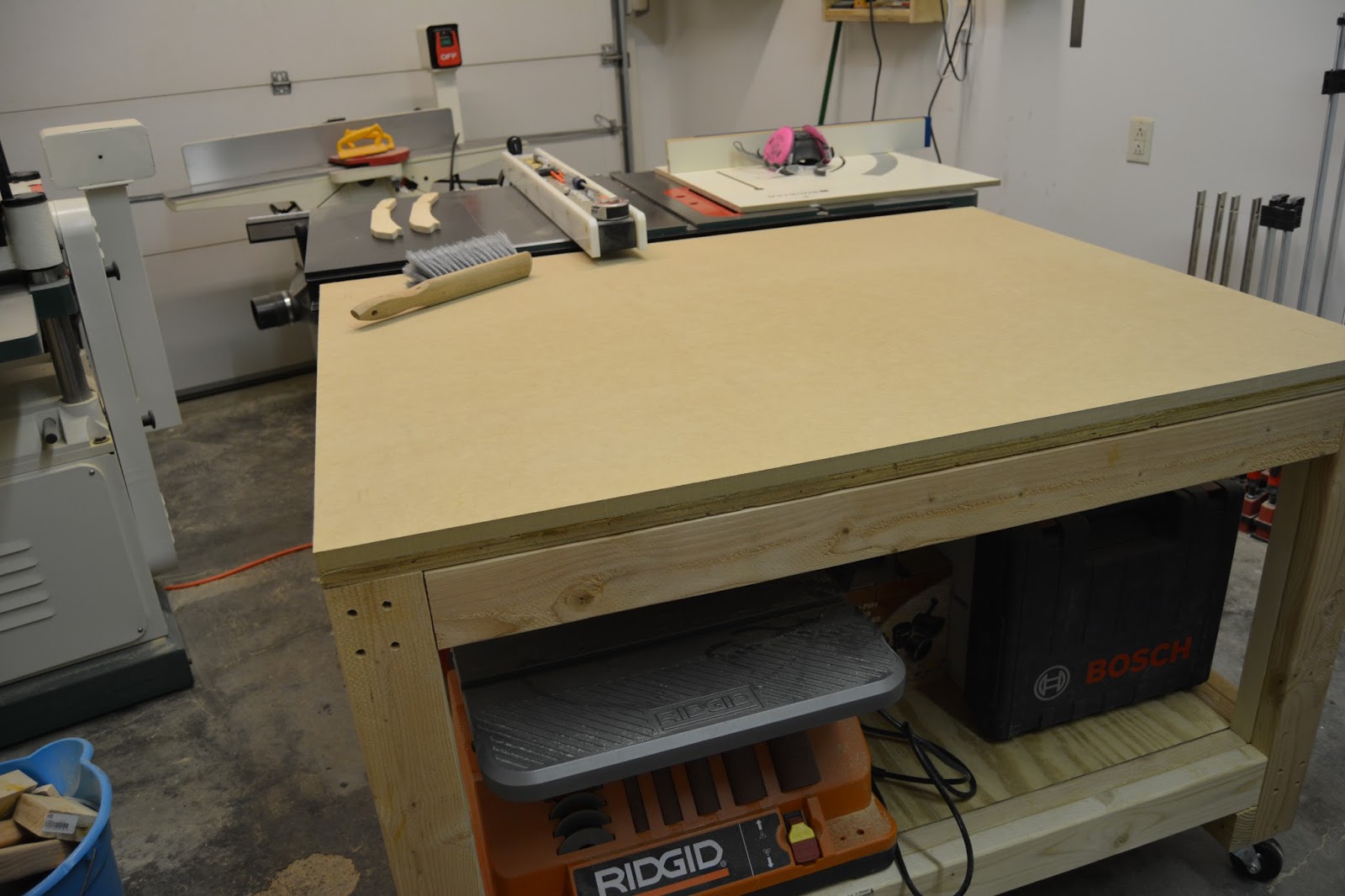 Lane Bros WoodShop: Assembly/Outfeed Table