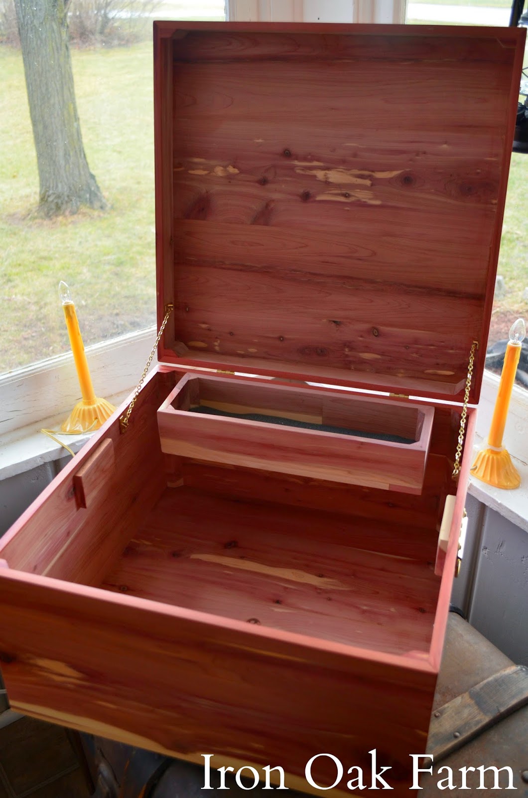 Iron Oak Farm: Cedar Yarn Box