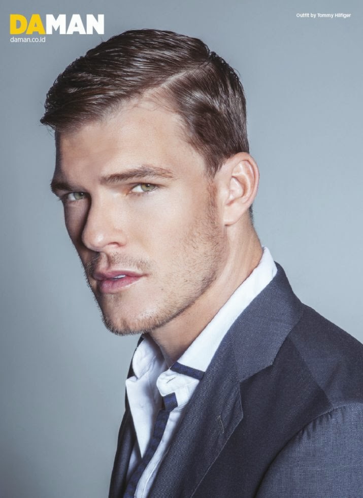 Hombres perfectos y hermosos: Alan Ritchson - Sexy Men - Handsome - Perfect