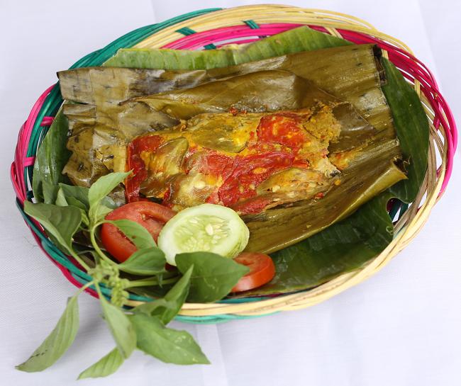 Saung SUNDA: Traditional Sundanese Food