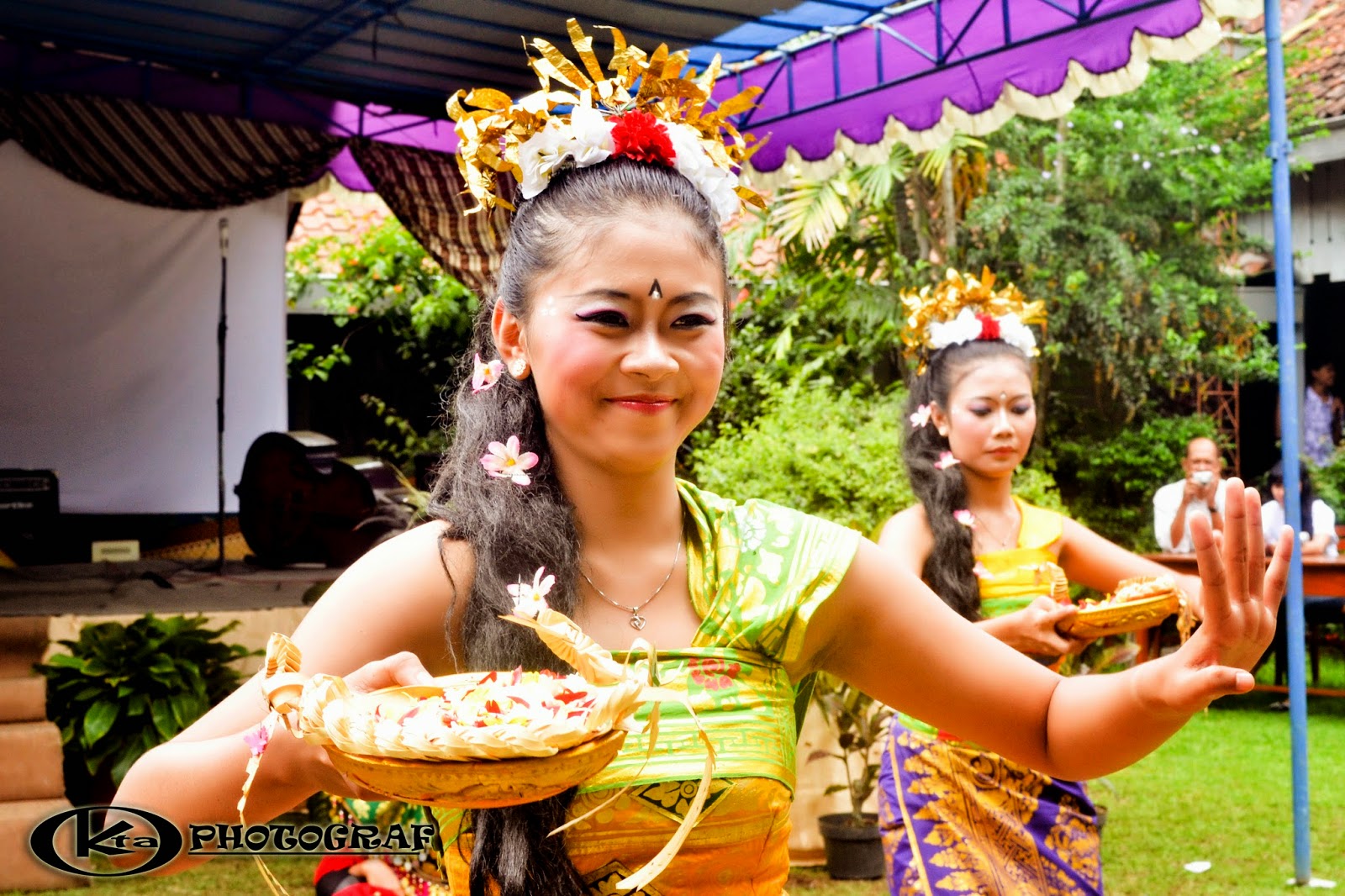 Oktaphotograf: MENGENAL ADAT DAN ISTIADAT NENEK MOYANG DENGAN SEGALA ...