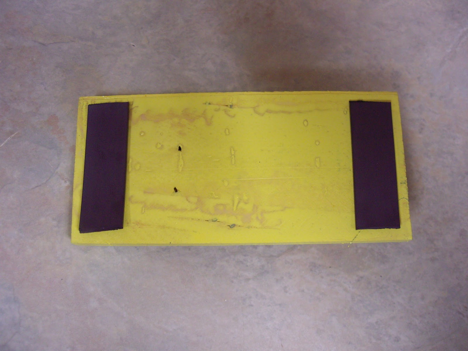 Material Girls Quilts: Mouse trap clip tutorial