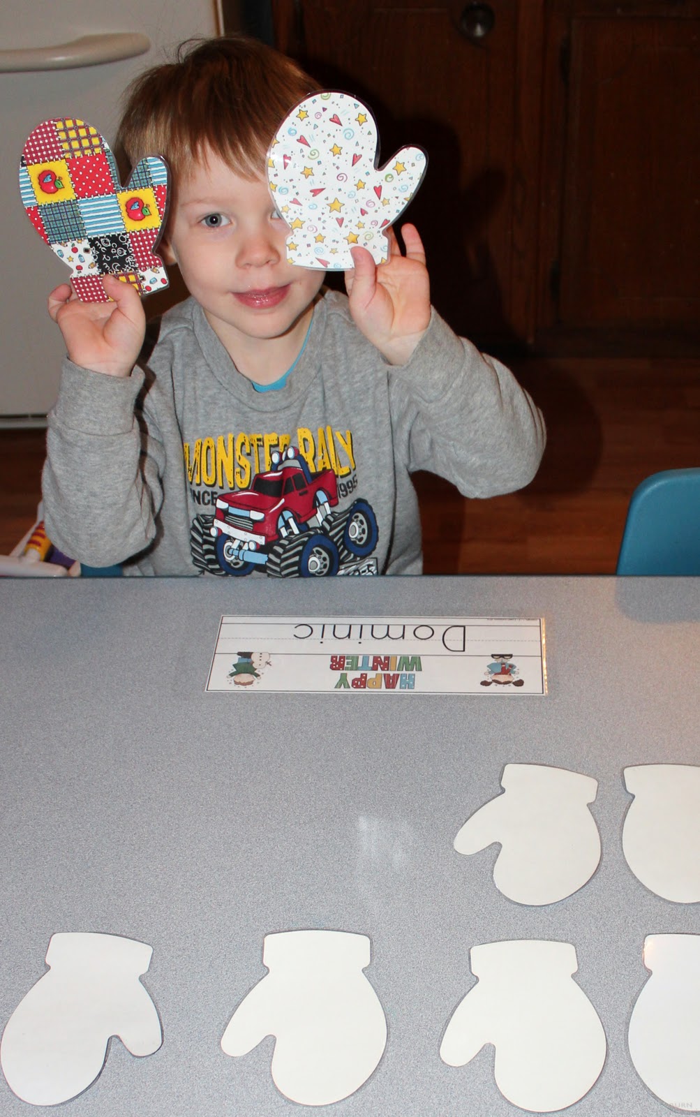 1 - 2 - 3 Learn Curriculum: Mitten Play Time