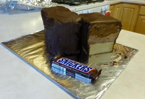 Snickers Cake