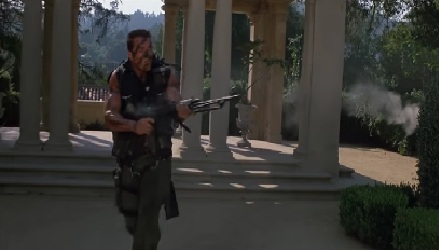 CINÉFILOS PARA SEMPRE : COMANDO PARA MATAR / COMMANDO (1985) - ESTADOS ...