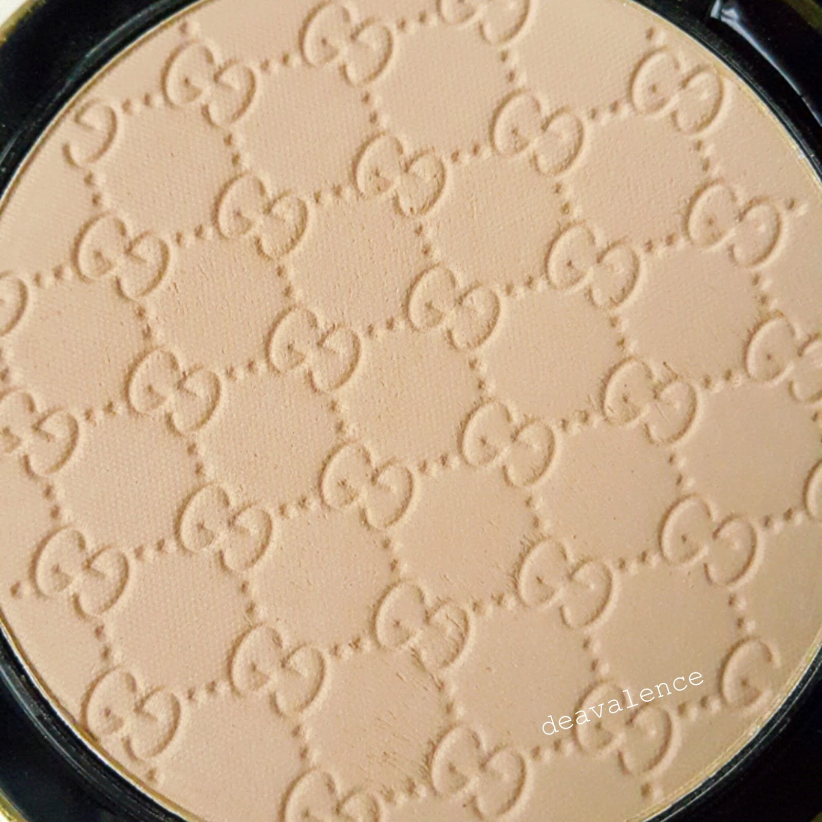 deavalence: Gucci Luxe Finishing Powder